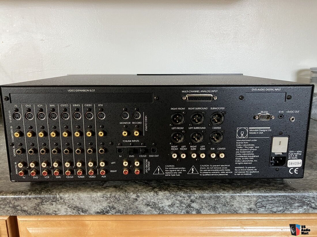 Immaculate Aragon Soundstage Preamplifier Processor DAC With OEM Remote ...