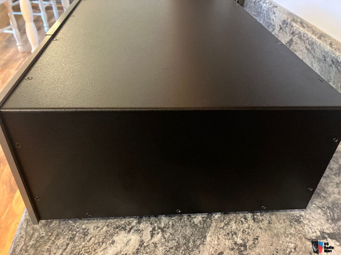 Immaculate Aragon Soundstage Preamplifier Processor DAC With OEM Remote ...