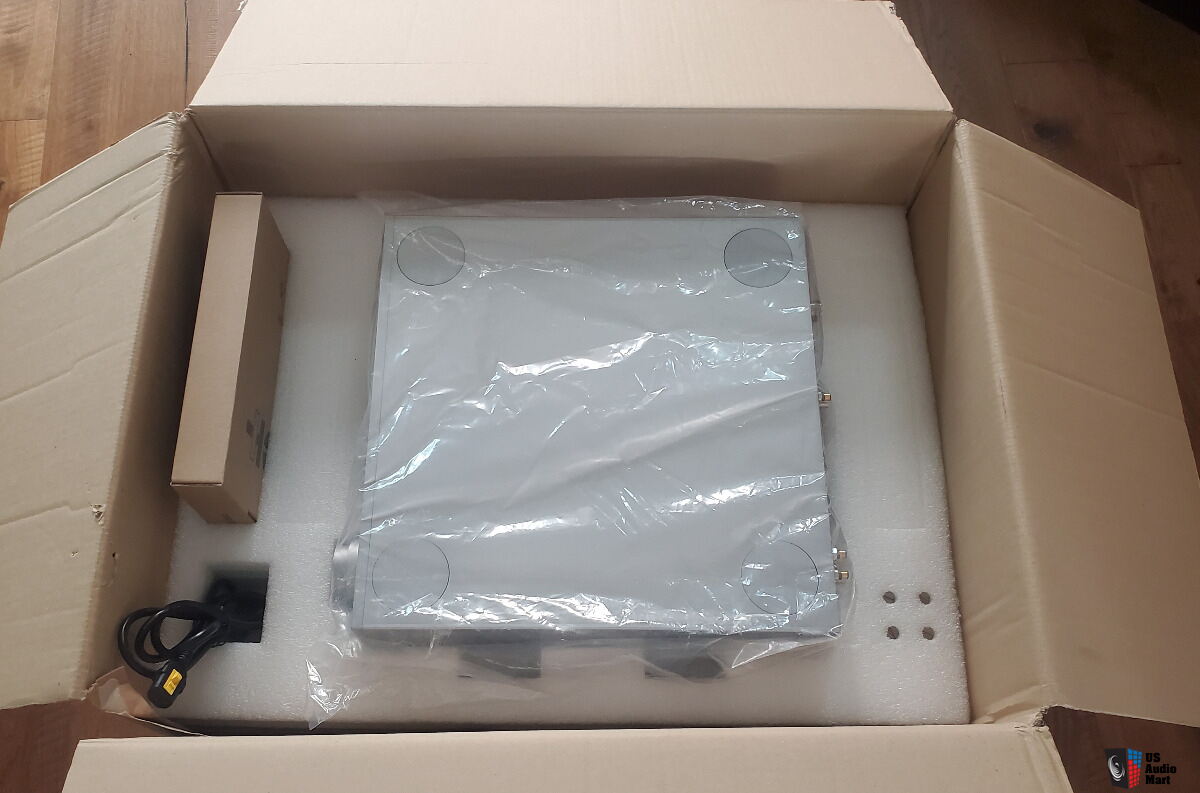 CH Precision L1 Photo #5004267 - US Audio Mart