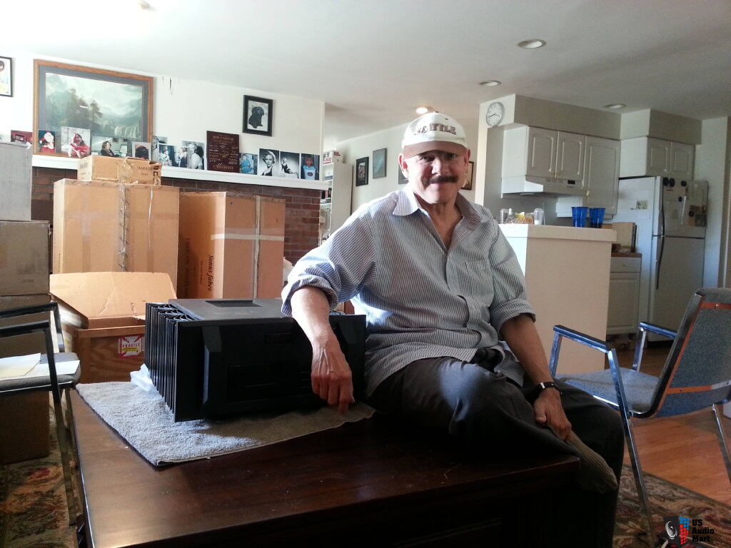 Bob Carver / Genesis Technologies Custom 100 wpc Stereo Tube Amplifier ...