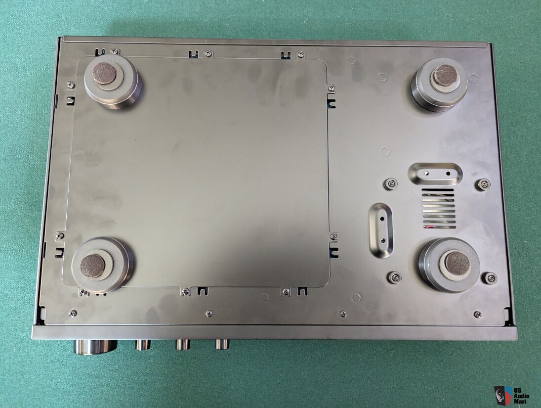 NAD C165 BEE Pre Amplifier Photo #5007201 - US Audio Mart