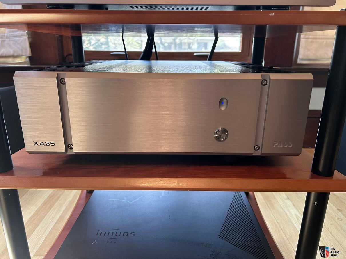Pass Labs XA25 Class A amplifier