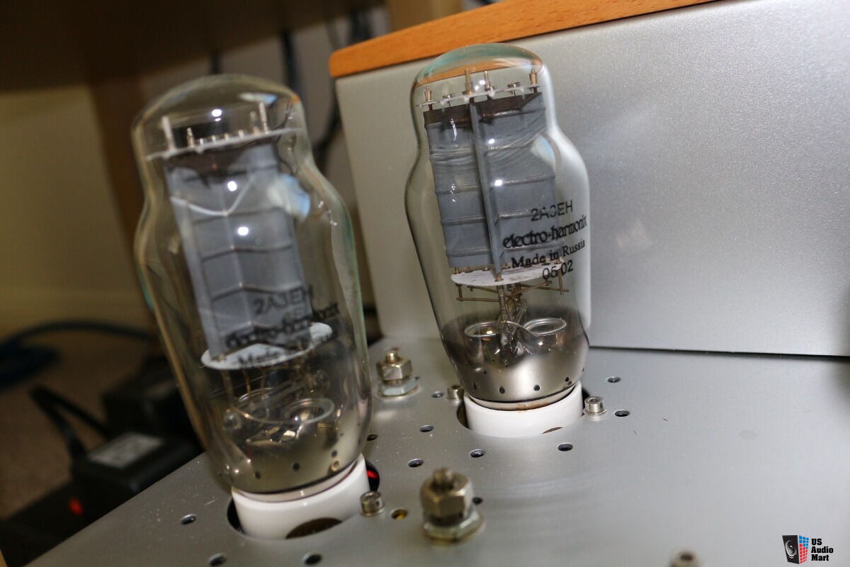Opera Consonance Cyber 10 Signature - 2A3 DHT Tube Integrated Amp Photo ...