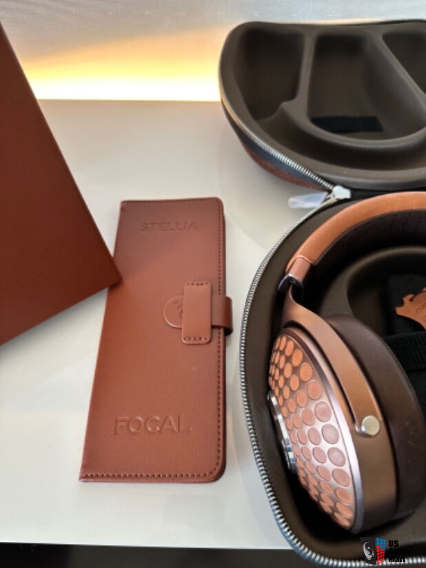 Excellent condition!!! Focal Stellia with original packaging Photo ...