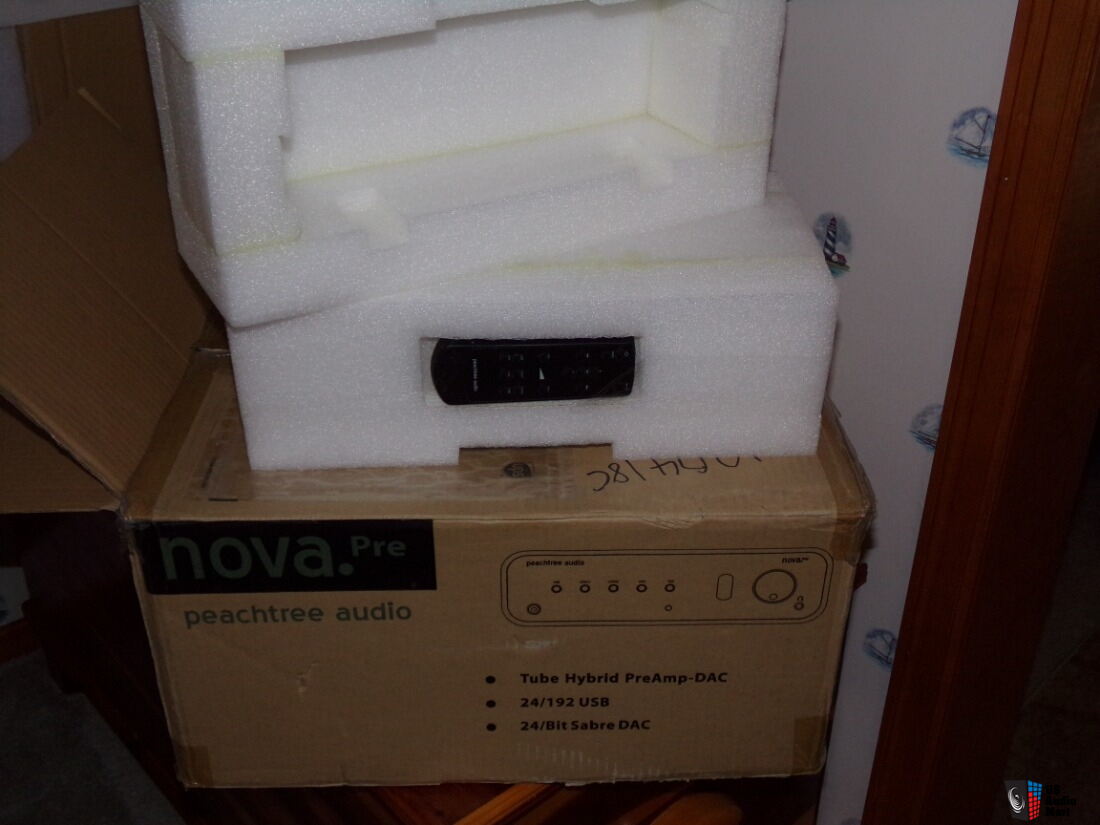 Peachtree Nova Preamp/Dac with 6N1P tube buffer stage Photo #5020212 ...