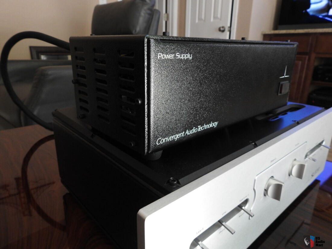 CAT SL1 Legend Black Path Preamplifier with Phono Stage Photo #5021183 ...