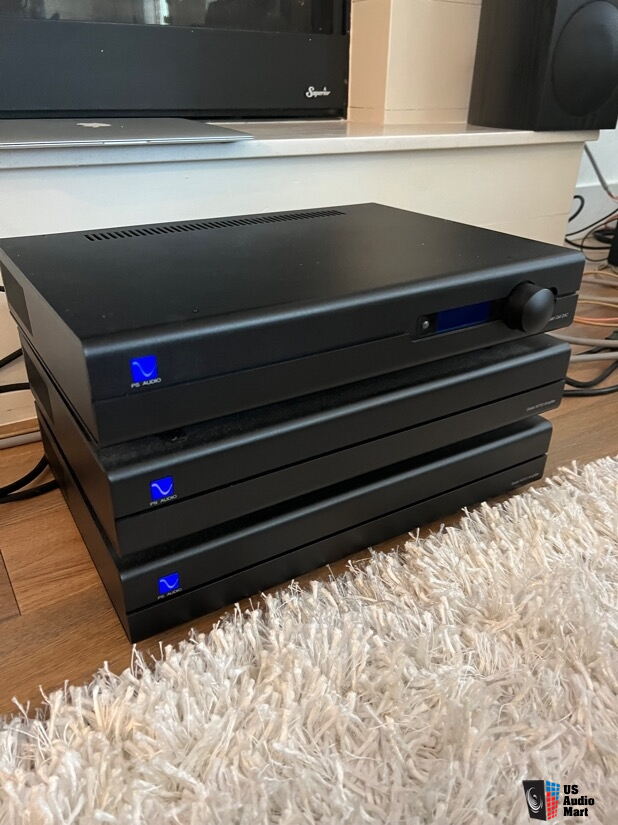 PS Audio M700 Mono Power amplifiers (pair)