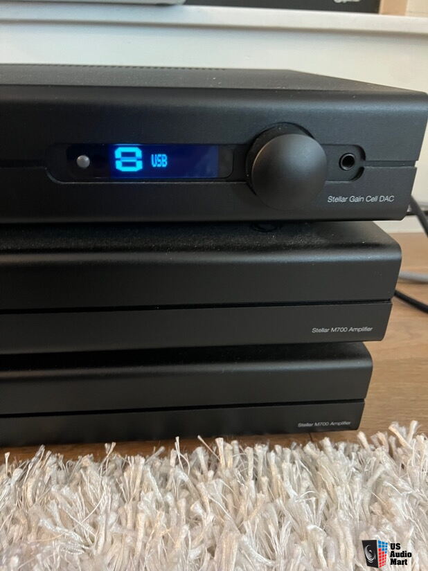 PS Audio M700 Mono Power amplifiers (pair)