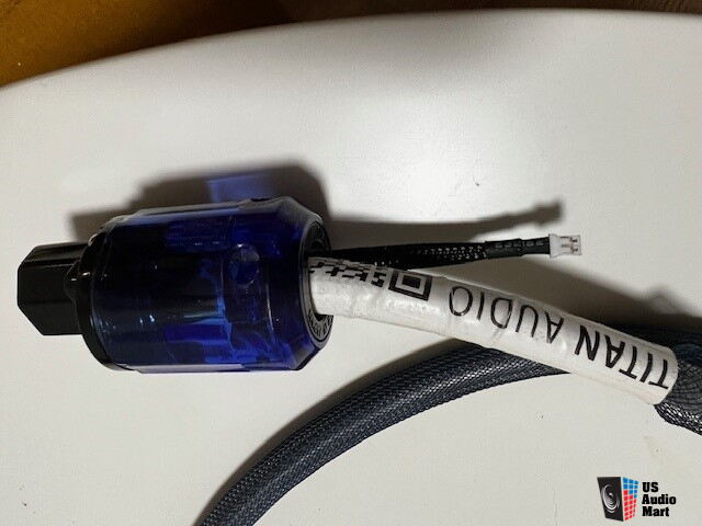 1.5 M Titan Helios Power Cable and Titan Helios Power Block Photo ...