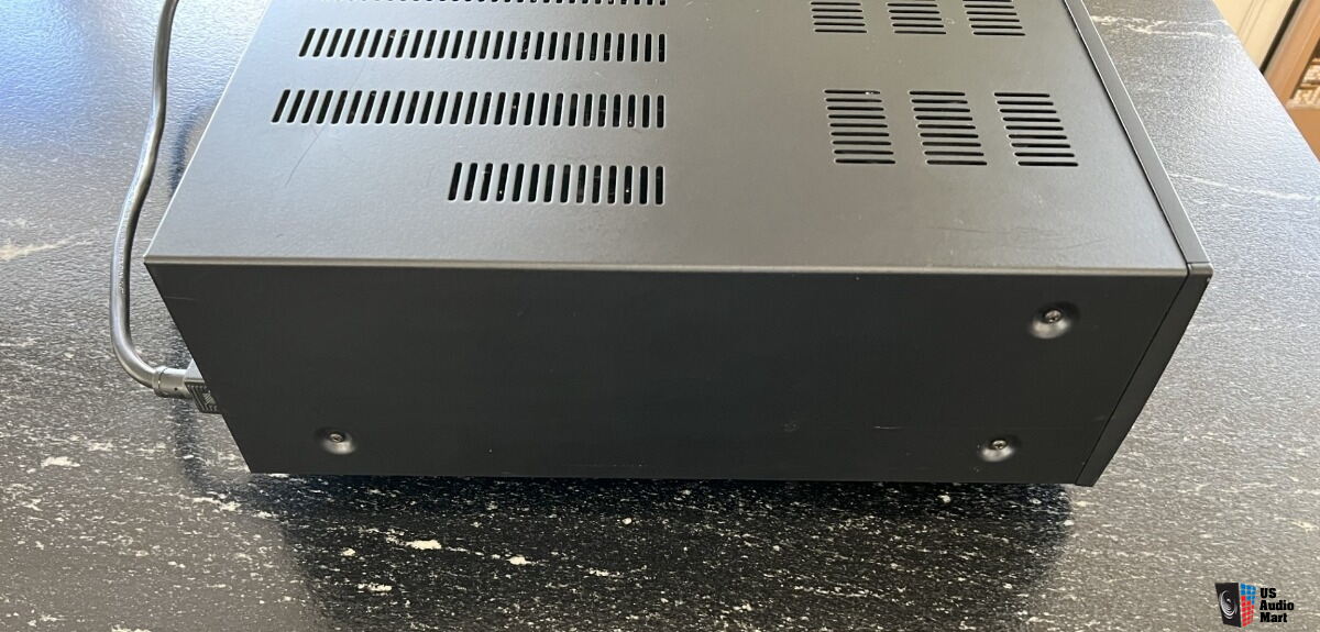 ARCAM P1000 7 Channel Power Amp - Black Photo #5031006 - US Audio Mart