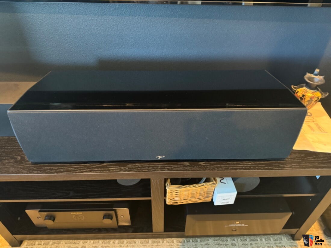 Paradigm premier front three Photo #5031404 - Canuck Audio Mart