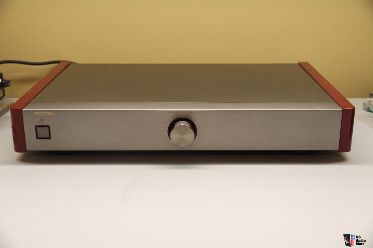 Rotel Michi RHQ-10 Phono Preamplifier Photo #5039495 - UK Audio Mart