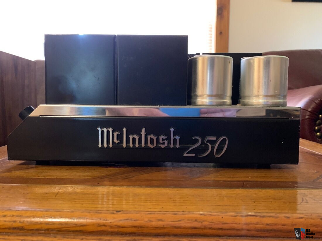 McIntosh MC-250 Stereo Power Amp yes it's nice! Photo #5041279 - US ...
