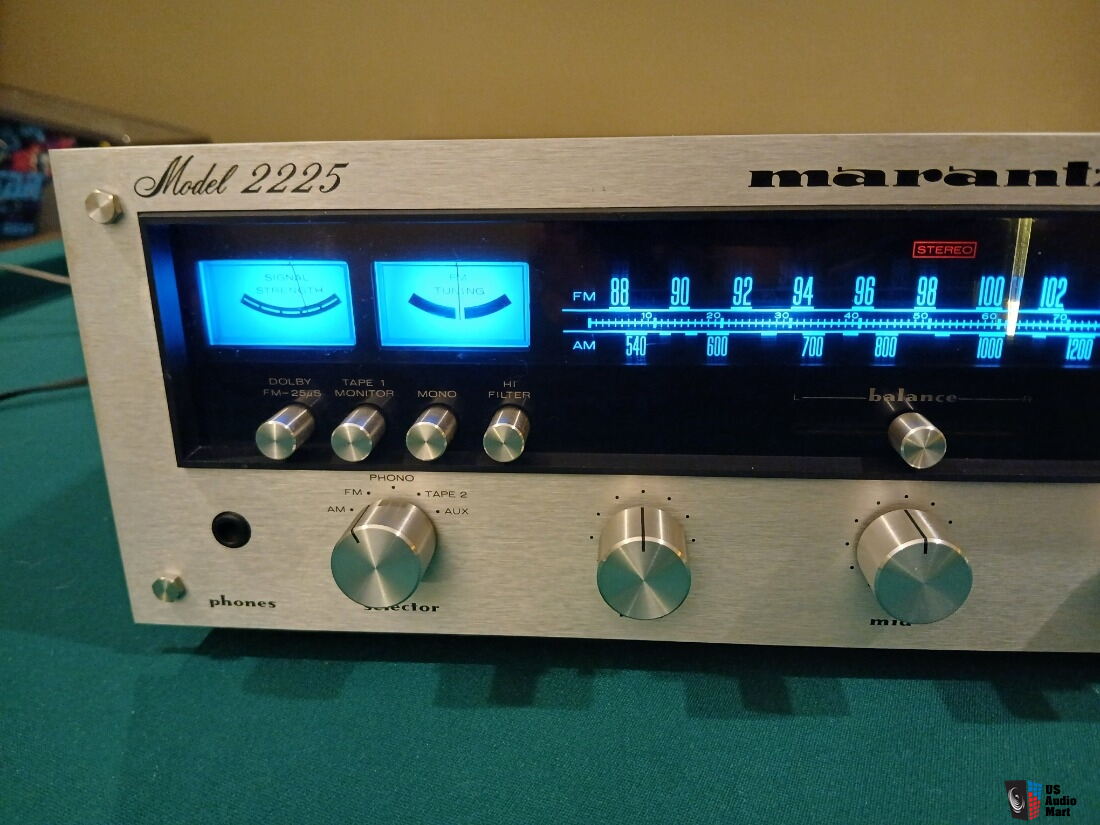 Restored Marantz 2225 - local pickup only Photo #5052022 - US Audio Mart