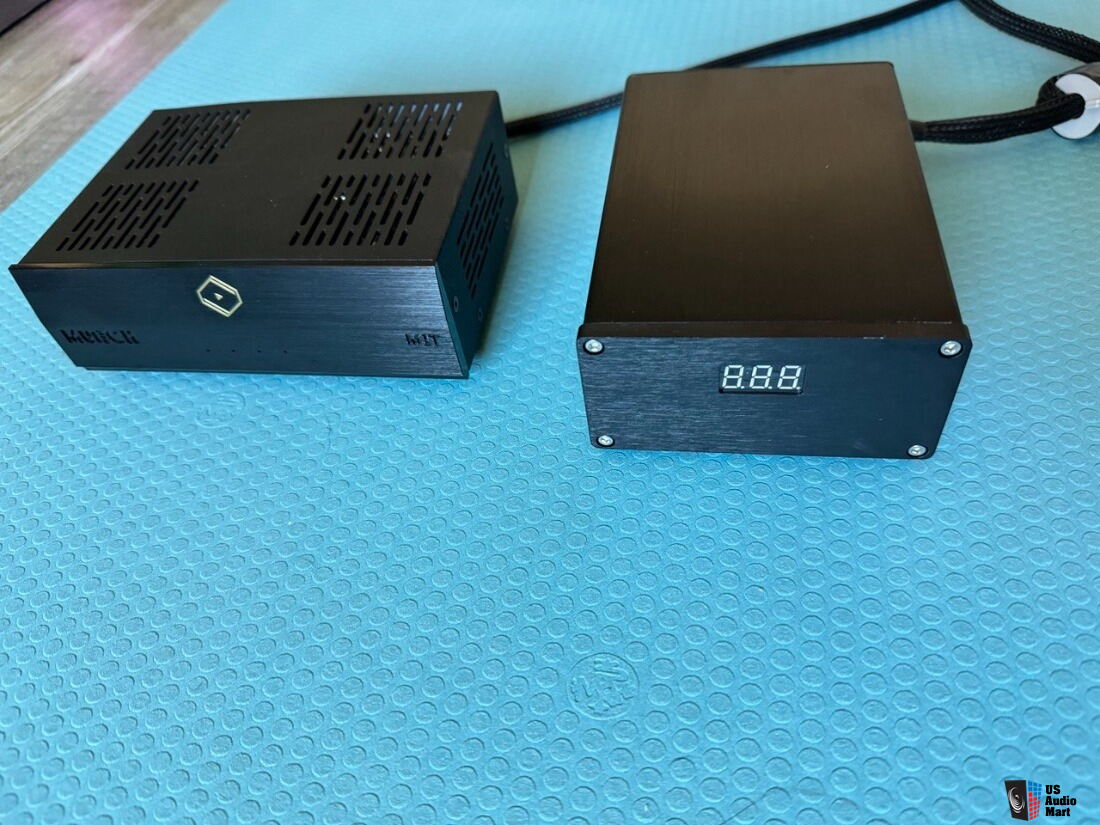 Silent Angel Munich M1T with additional external Linear Power Supply ...