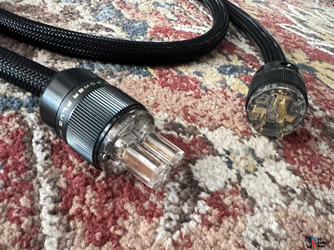 Triode Wire Labs 7 Plus 4ft power cable and Cullen Cable Gold 2m Photo ...