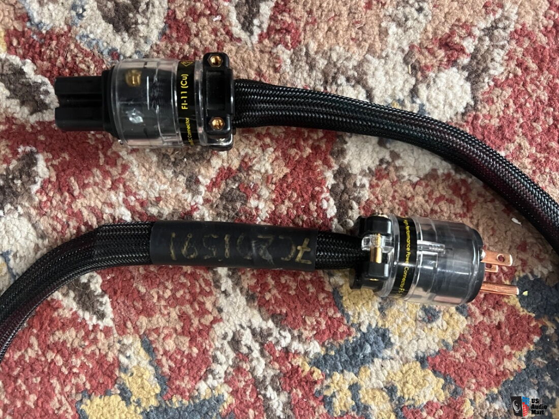 Triode Wire Labs 7 Plus 4ft power cable and Cullen Cable Gold 2m Photo ...