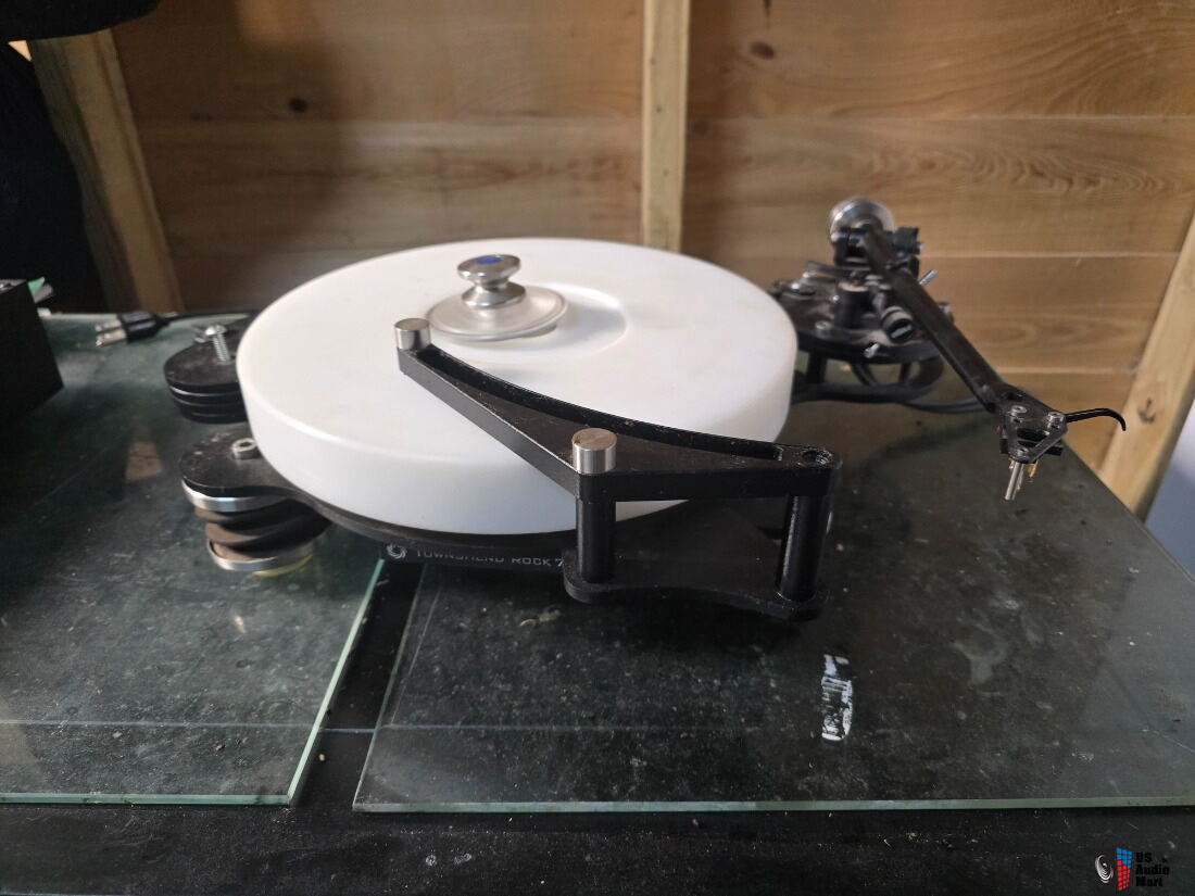 Townshend Rock 7 turntable with Rega Arm For Sale - US Audio Mart