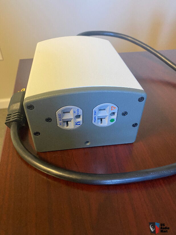 PS Audio Ultimate Outlet 20 amp For Sale - Canuck Audio Mart