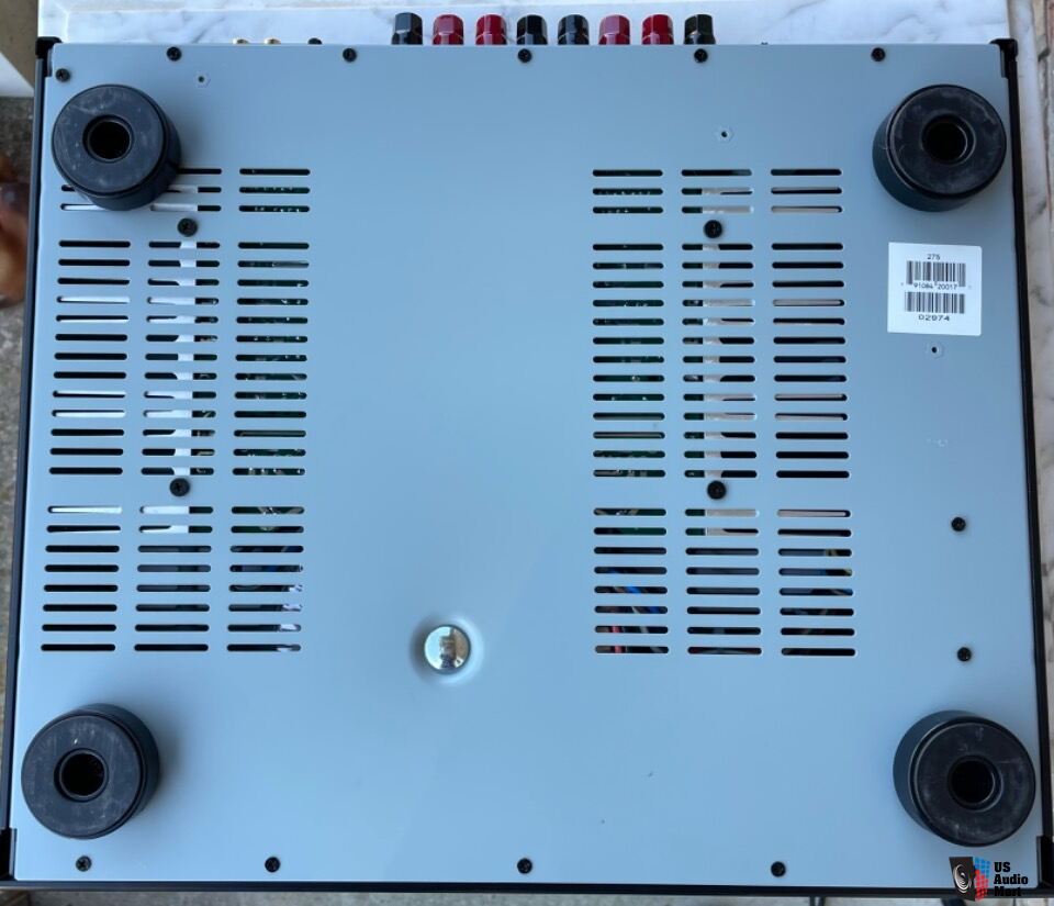 Parasound model 275 classic amplifier