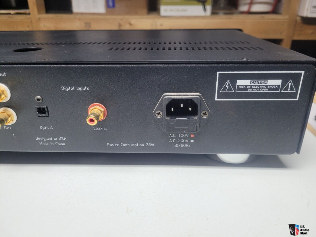 Monarchy NM24 Tube Dac/Pre-amp Photo #5065945 - US Audio Mart