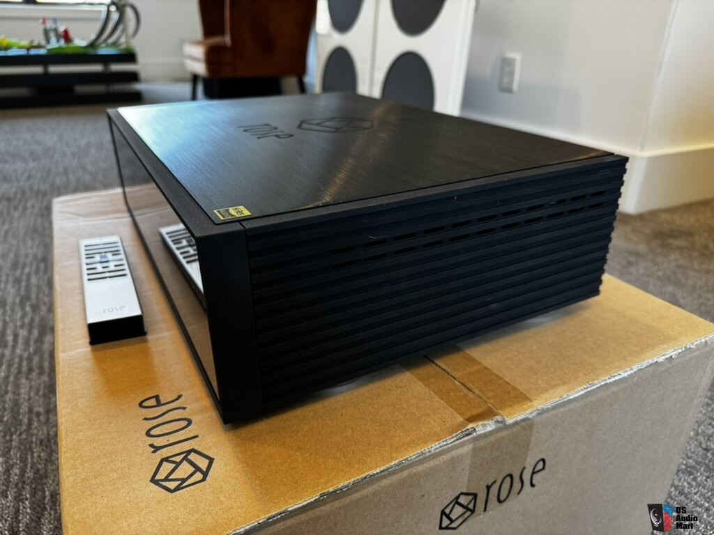 HiFi Rose RS150B Reference Network Streamer in Black Photo #5071795 ...