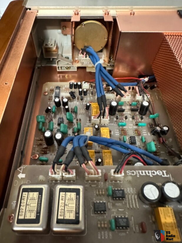 Technics SU-C7000 Preamplifier Photo #5074971 - US Audio Mart
