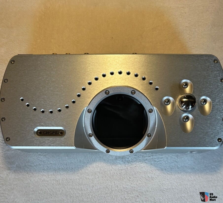 Chord Dave dac in excellent conditions Photo #5082011 - US Audio Mart