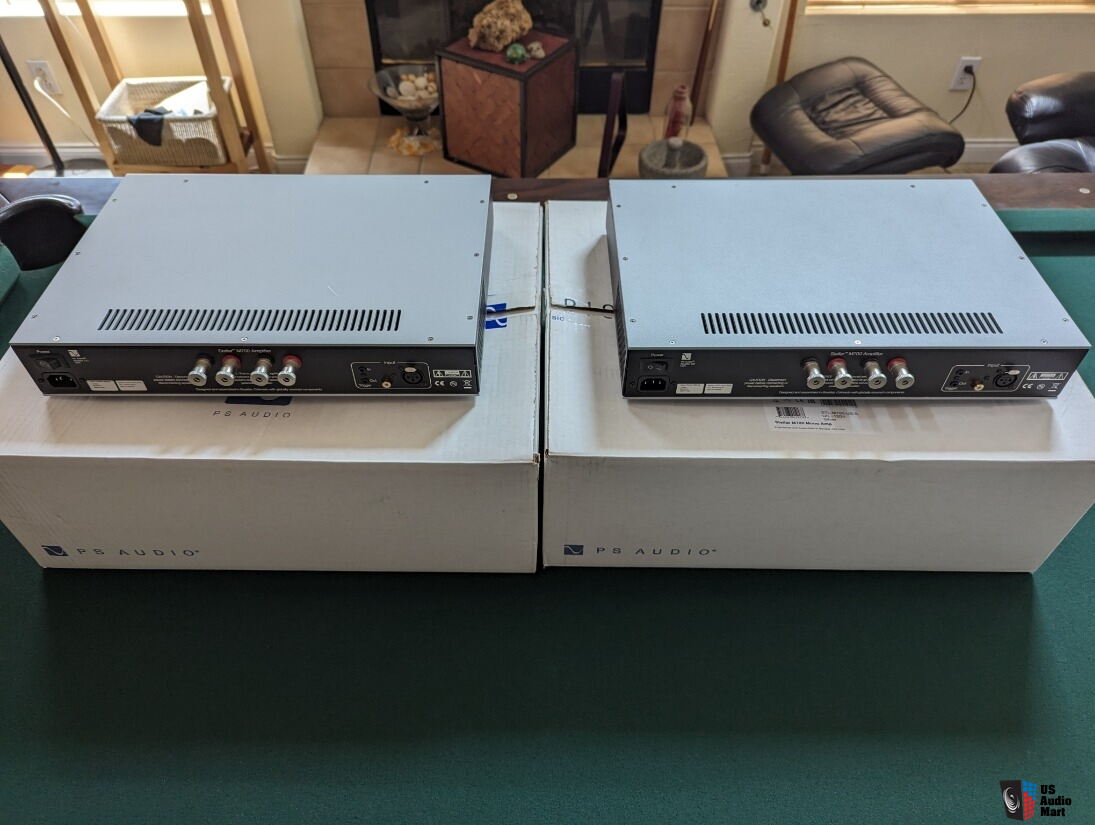 PS Audio Stellar M700 Dual Mono Blocks Silver Monaural Power Amplifiers
