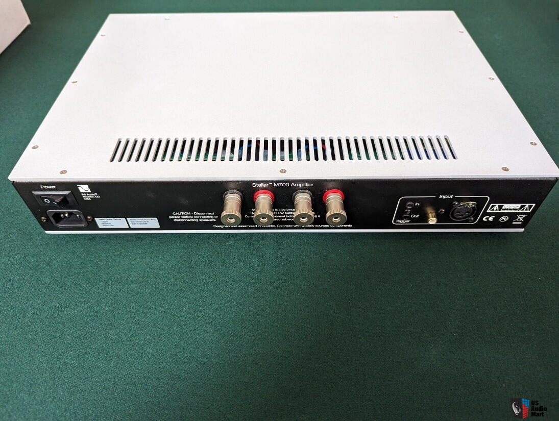 PS Audio Stellar M700 Dual Mono Blocks Silver Monaural Power Amplifiers