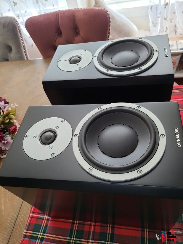 Dynaudio Excite X18