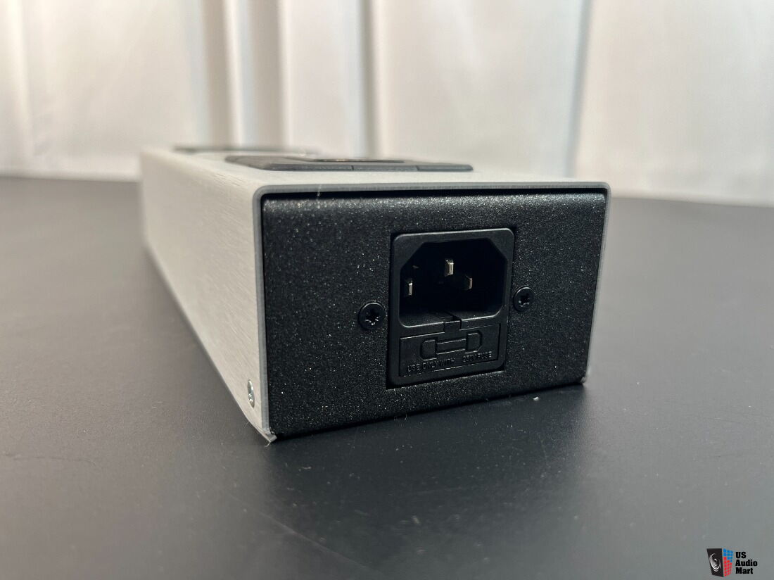 IsoTek EVO 3 Gemini Power Filter Photo #5094069 - US Audio Mart