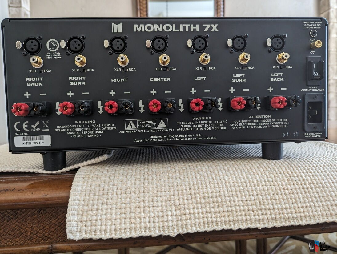 Monolith 7x200 Amp Photo #5096083 - US Audio Mart