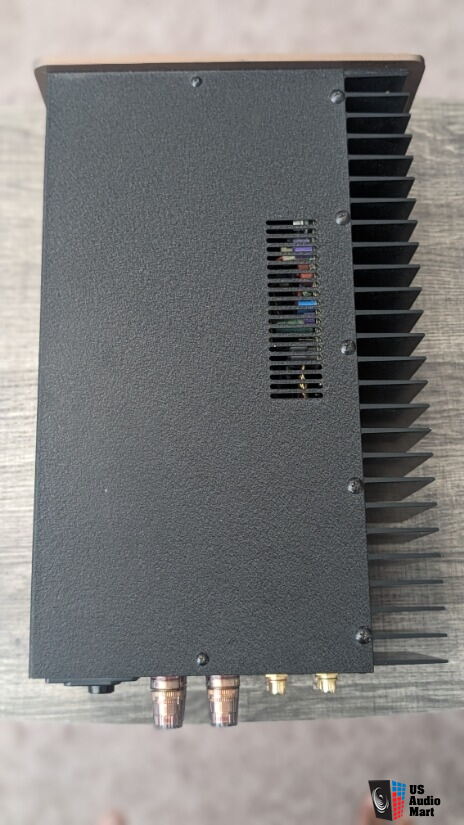 Bakoon Products SATRI Amp 5514 pure class A integrated amplifier