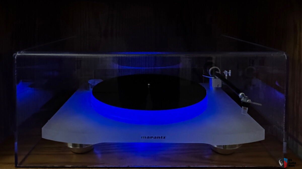 Marantz TT15S1 Turntable and Acrylic Dust Cover For Sale - Canuck Audio ...