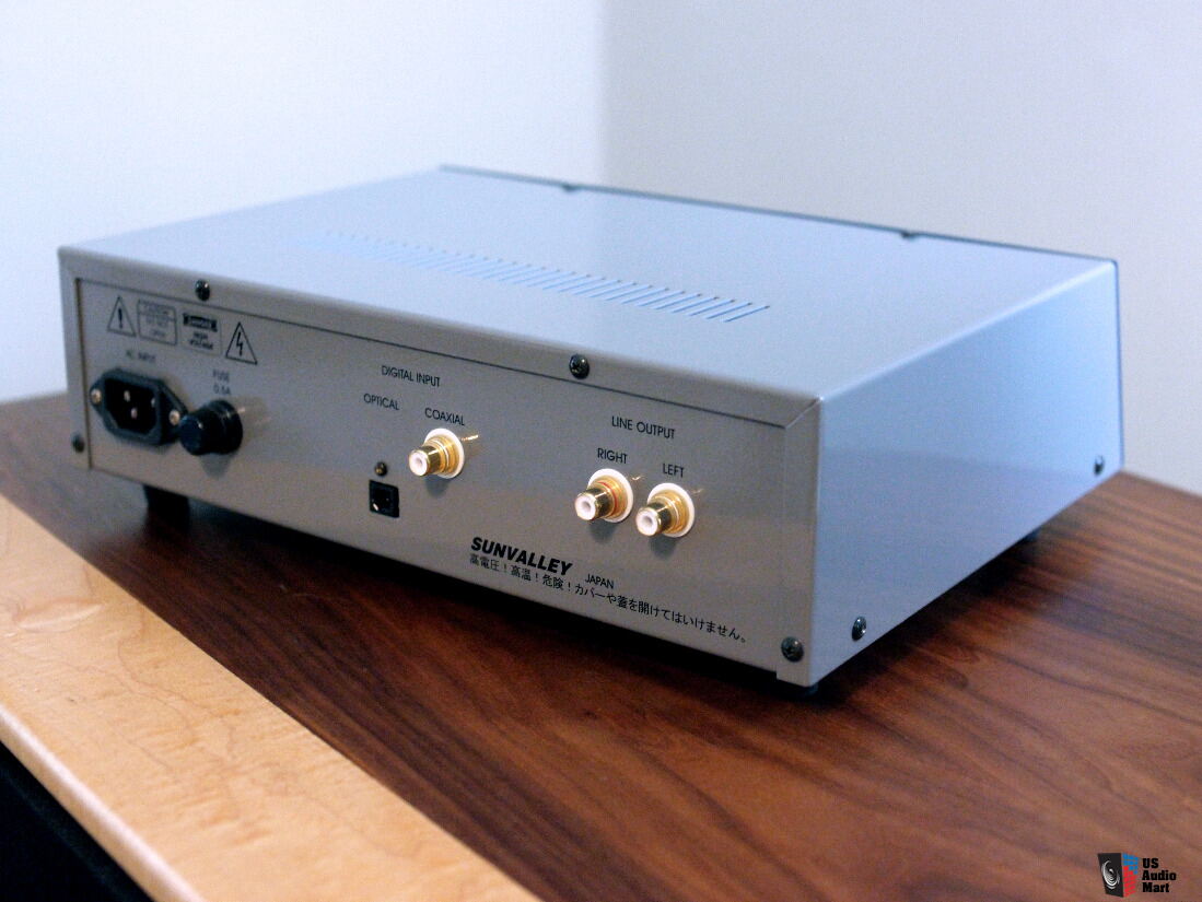 Sunvalley Audio Model 2 Tube D/A Converter with Schiit Eitr USB to S ...