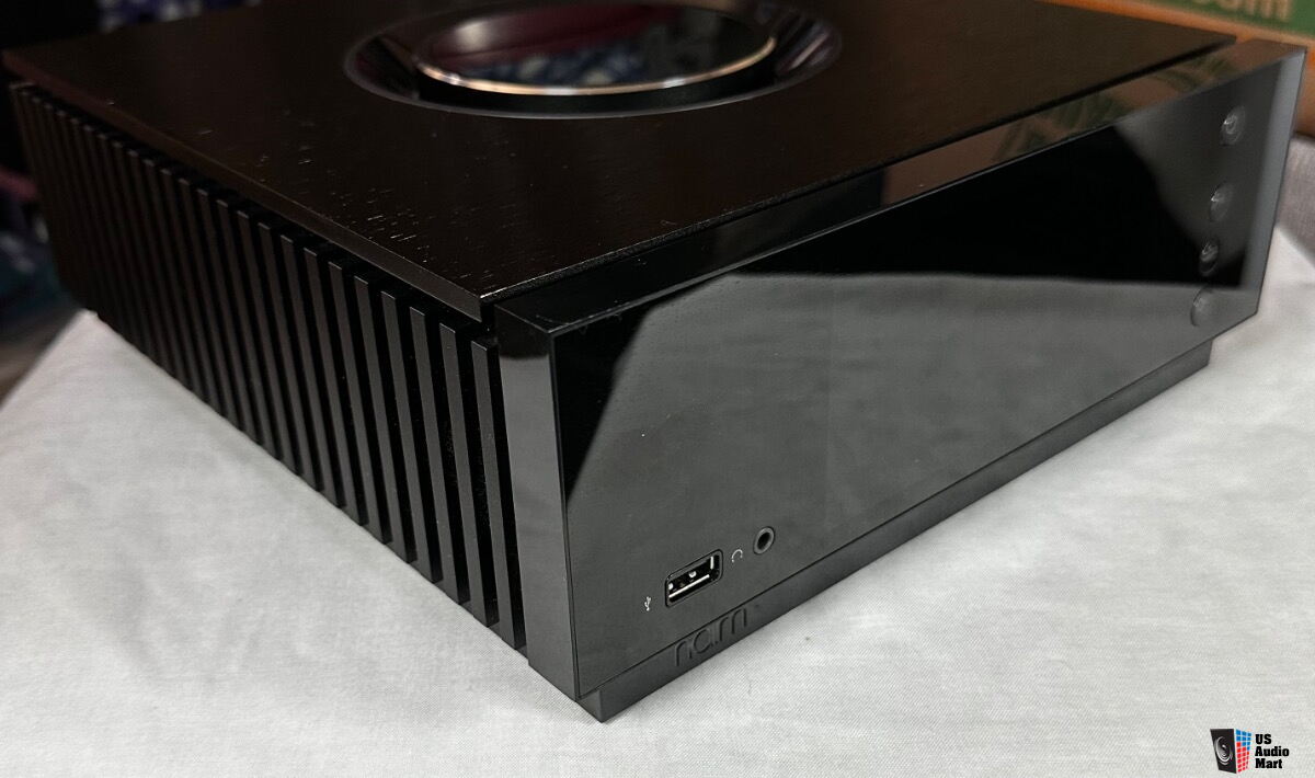 NAIM Uniti Atom Integrated amplifier