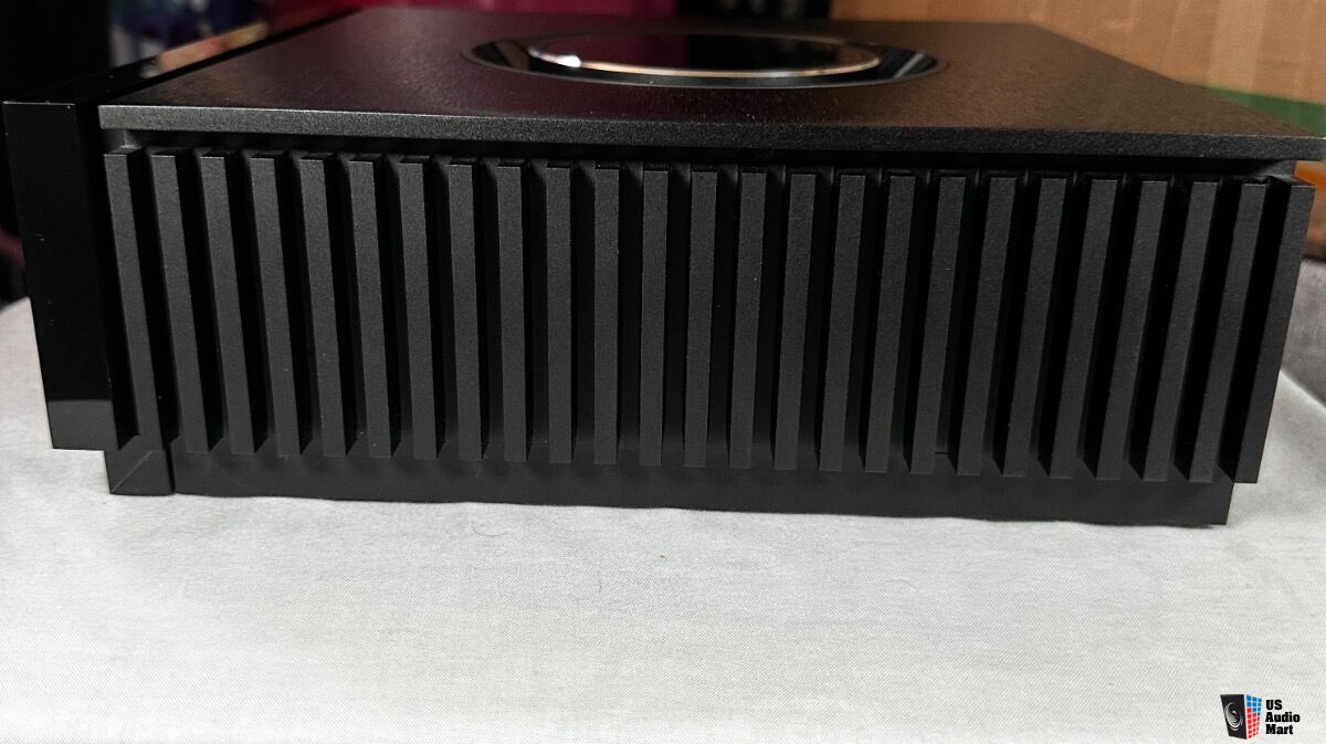 NAIM Uniti Atom Integrated amplifier Photo #5105405 - US Audio Mart
