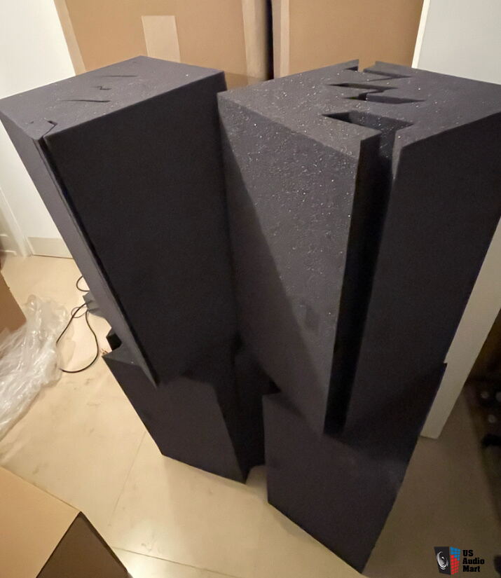 GIK Monster Bass Traps and 242 Acoustic Panels, Plus Foam Absorbers ...