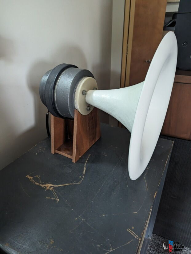 Altec 288-16k and Azurahorn Le Cleac'h Acoustic 425Hz horns