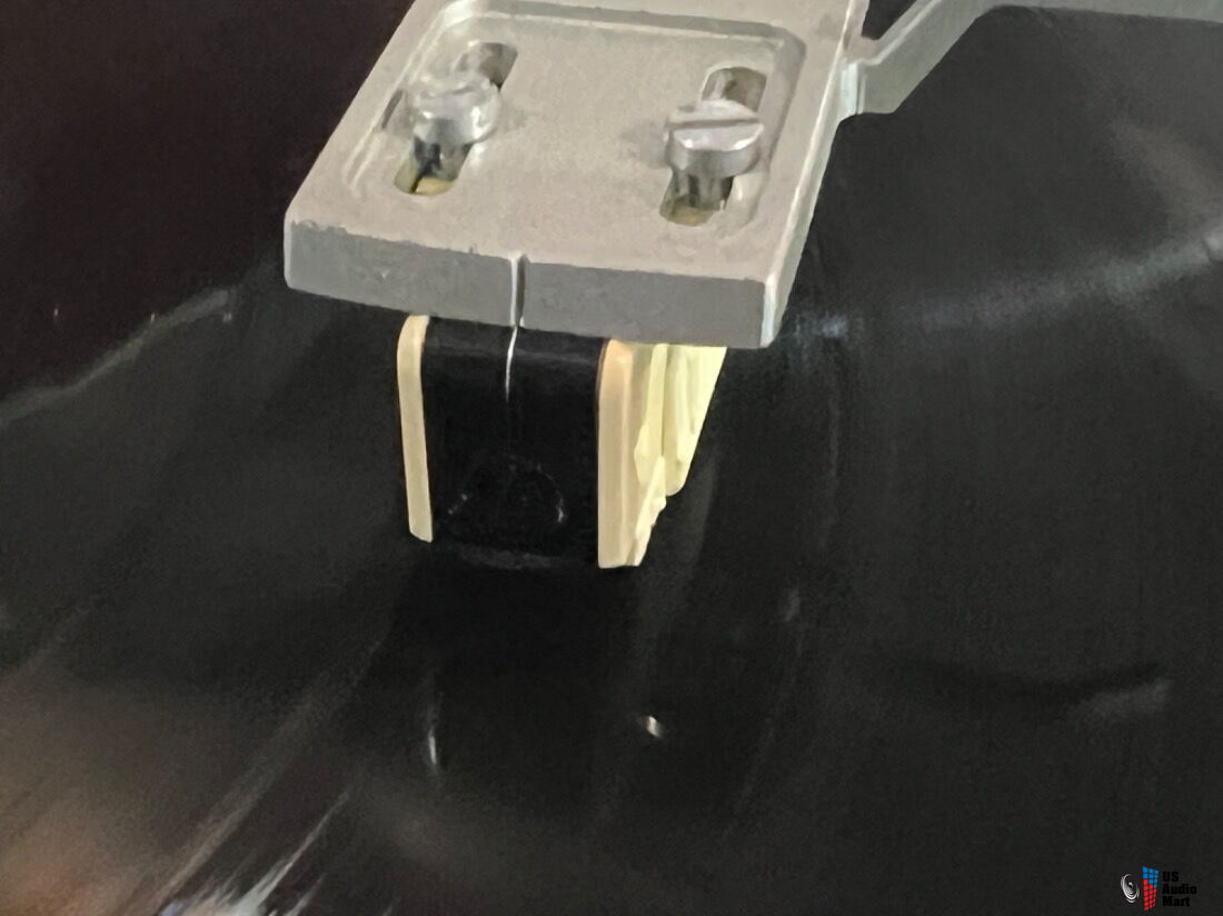Pioneer PL-630 Fully-Automatic Quartz Locked Direct-Drive Turntable ...