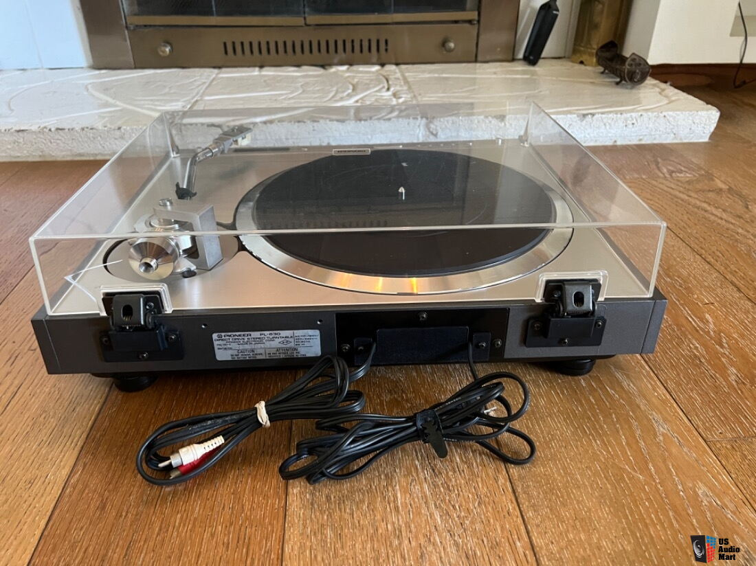 Pioneer PL-630 Fully-Automatic Quartz Locked Direct-Drive Turntable ...