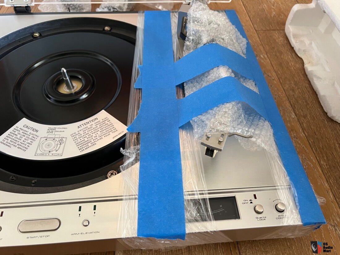 Pioneer PL-630 Fully-Automatic Quartz Locked Direct-Drive Turntable ...