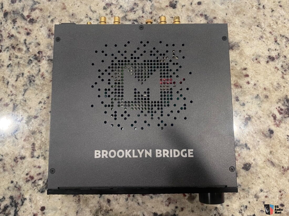 Mytek Brooklyn Bridge Streamer DAC Headphone Amp and Preamp Photo ...