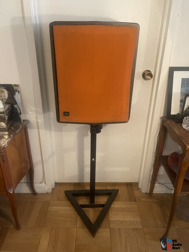 JBL L25