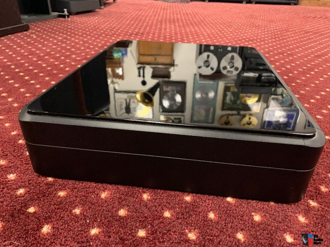 PS Audio Directstream DAC. Fully modified with VOCM update, APS Nickel ...
