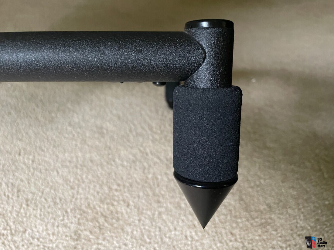 Amplifier stand Photo #5126889 - US Audio Mart