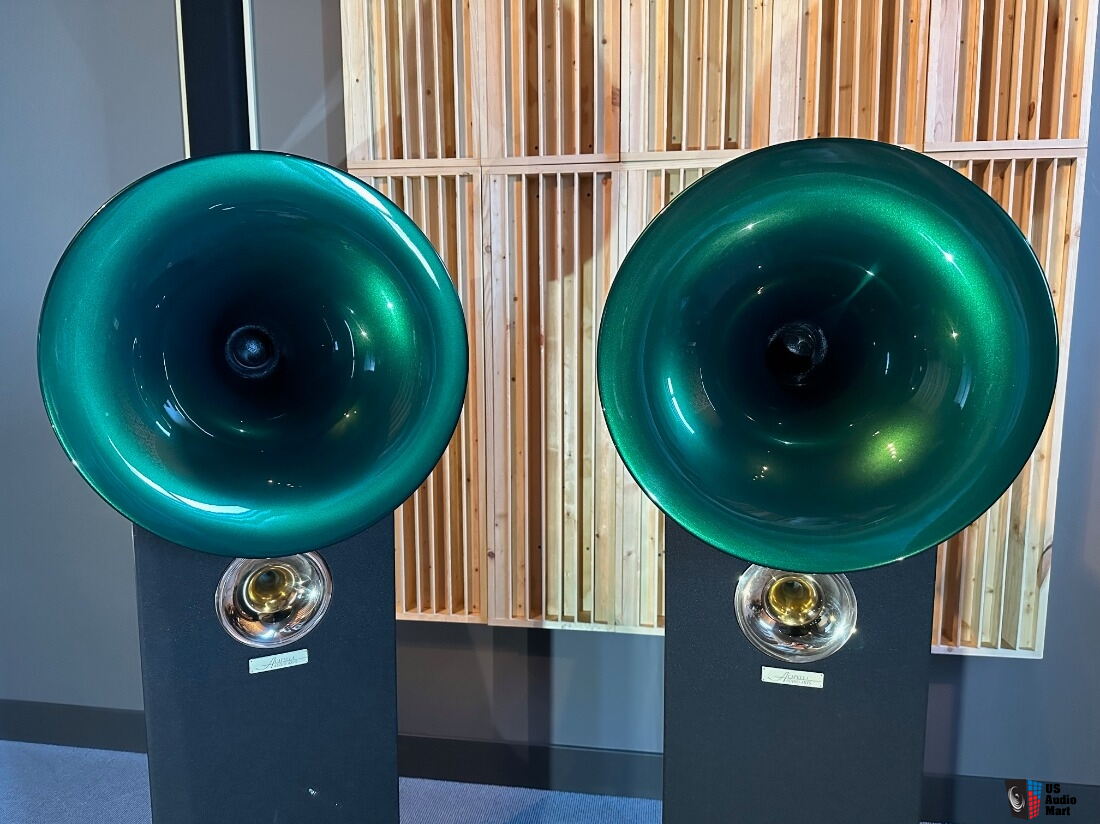 Acapella Audio Arts High Violon Suboctave Horn Speakers with PLASMA ...