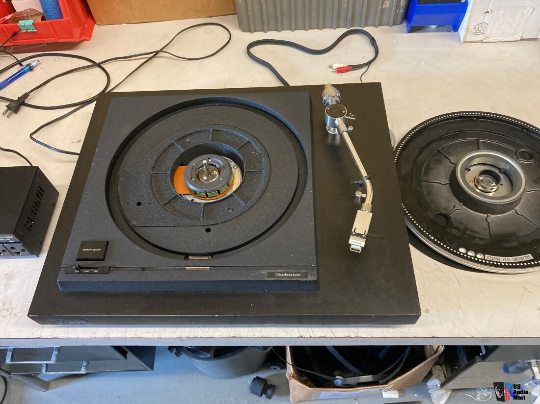 Technics SP-20 Turntable With Audio-Technica AT-1005 II Tonearm Photo ...