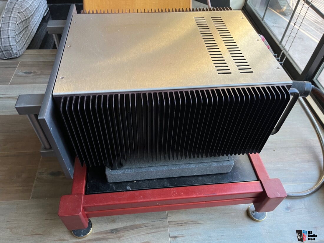 Jeff Rowland Model 7 monoblocks 300 watts per channel local Sacramento ...